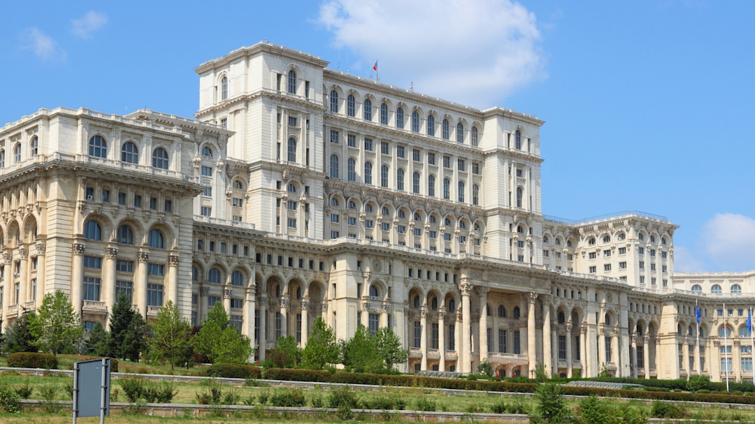 Start your Invisalign treatment in Bucharest | Invisalign