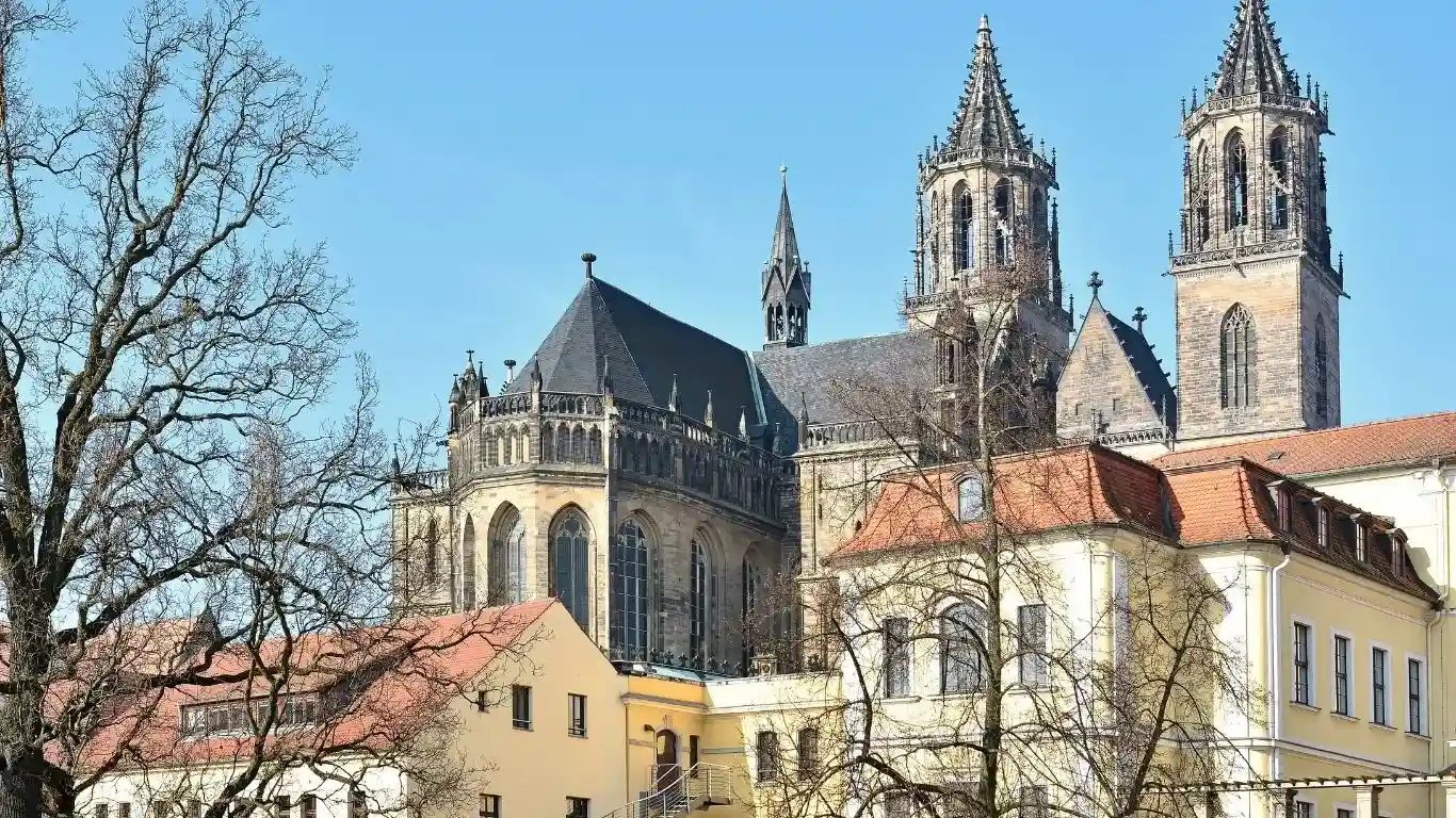 Starte deine Behandlung in Magdeburg | Invisalign