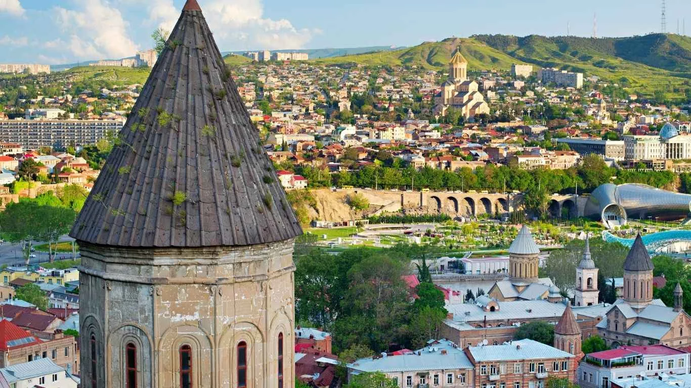 Start your Invisalign treatment in Tbilisi | Invisalign