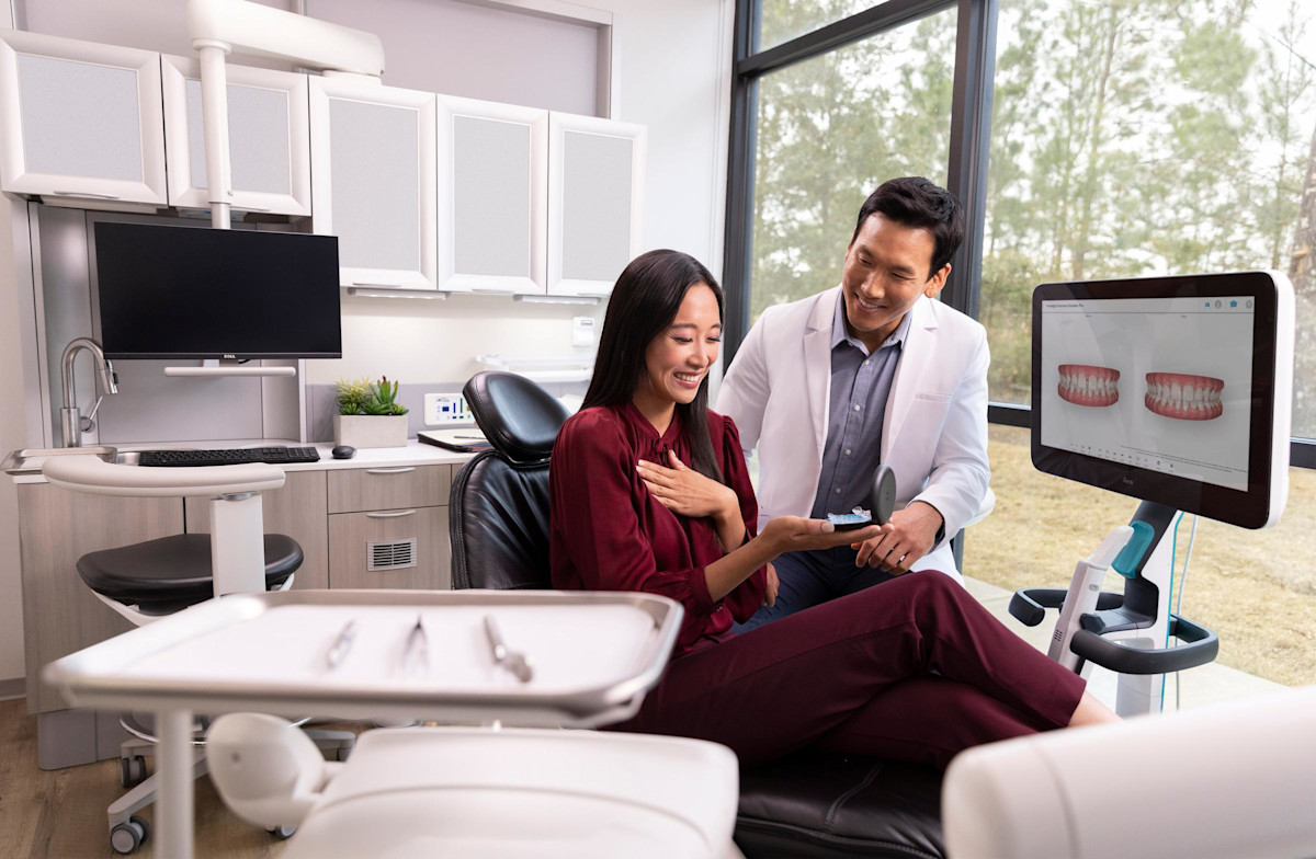 The Invisalign cost | How much is Invisalign treatment