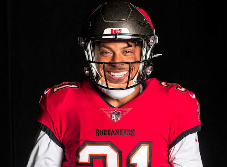 Invisalign Clear Aligners | NFL Player Stories