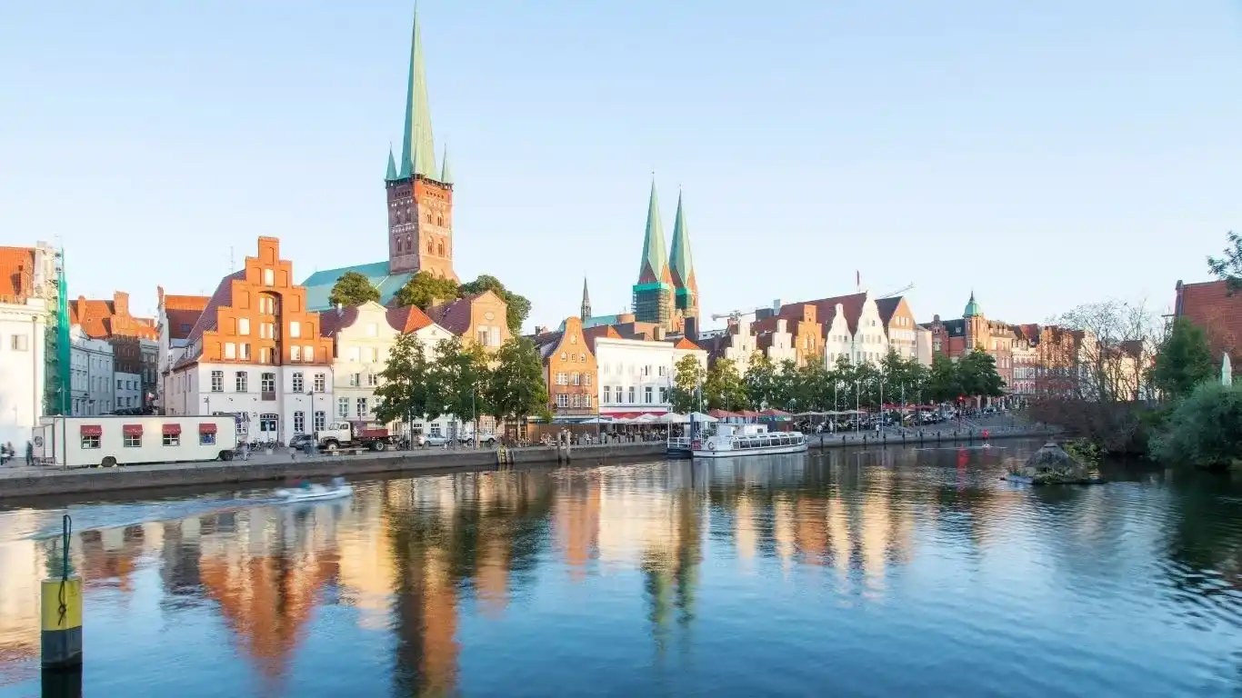 Starte deine Behandlung in Lübeck | Invisalign