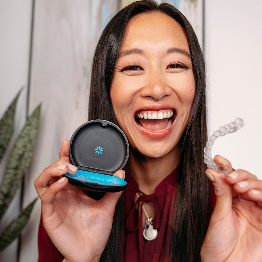 Clear Teeth Straighteners - Invisible Retainers | Invisalign Treatment