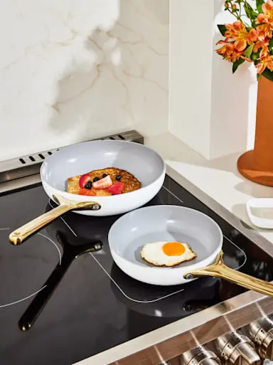 Non-Toxic Ceramic-Coated Cookware | Caraway