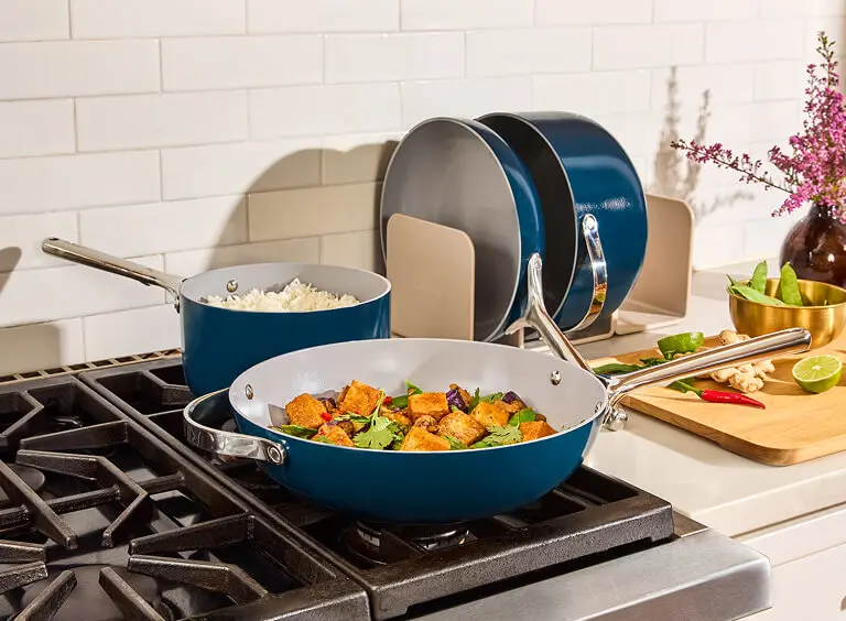 How To Clean a Burnt Ceramic Pan: 10 Pro Tips | Caraway
