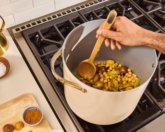 What Is a Stock Pot? 8 Uses and Benefits | Caraway
