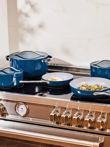 Ceramic Non-Stick Cookware: Non-Toxic Pots and Pans | Caraway