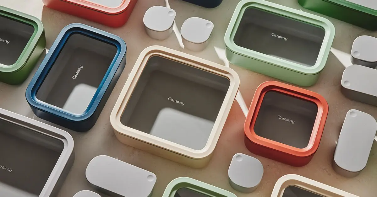Is It Ever Safe To Put Hot Food in Plastic Containers? | Caraway