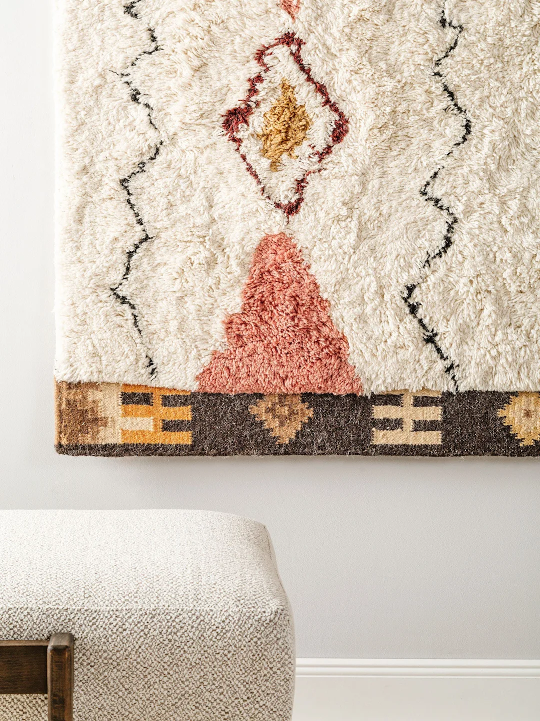 How to Hang up a Rug | Tips in the benuta Blog