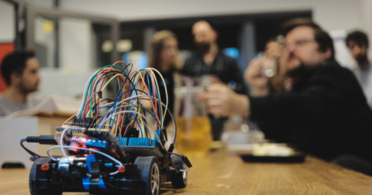 How to build a remote controlled car • intent