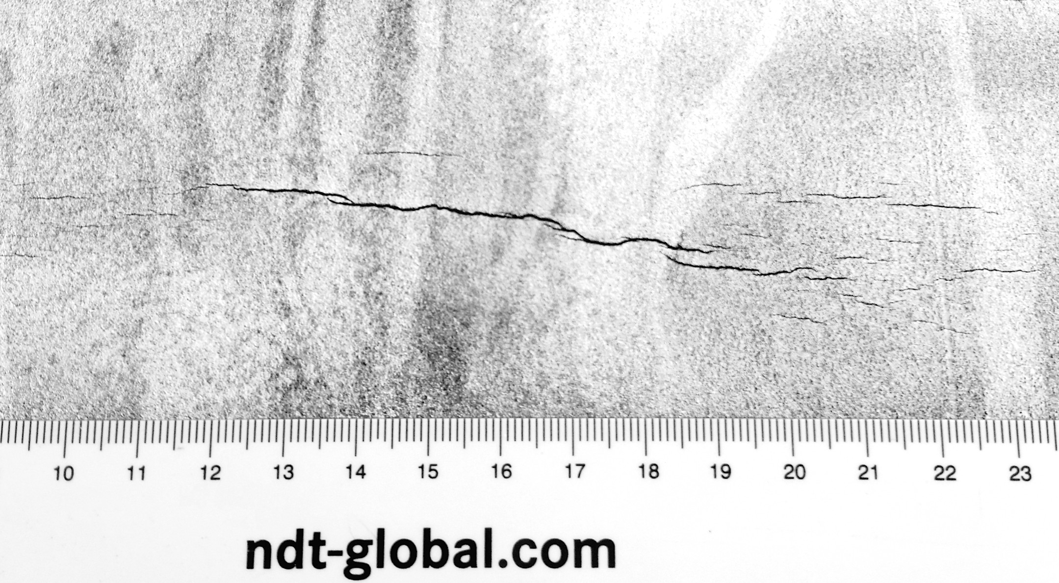 NDT Global - Complex Crack Detection in an Above-ground Pipeline