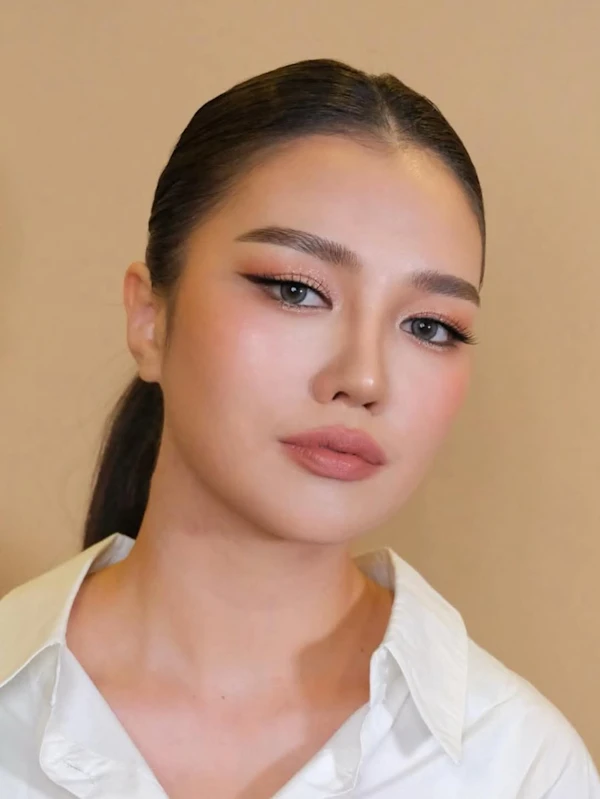 What Is Thai Makeup? Bridal Style Inspiration & Top Thai Makeup Artists ...