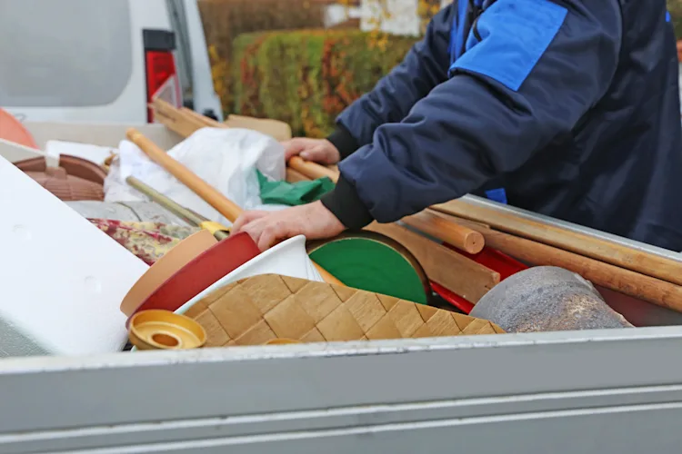 Junk Removal & Hauling Services in West Vancouver | Taskrabbit