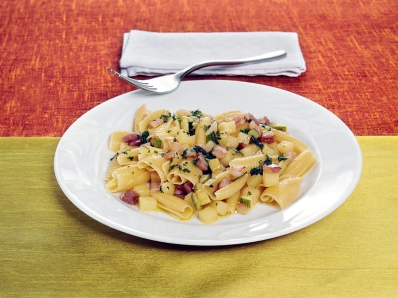 Castellane mit Kartoffeln, Zucchini und Pancetta | Barilla