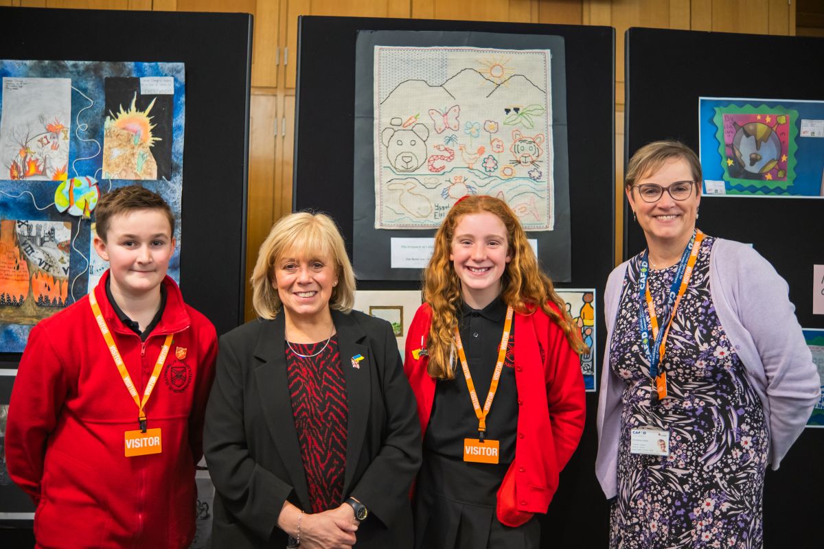 Young climate justice campaigners share their message with MPs at art ...