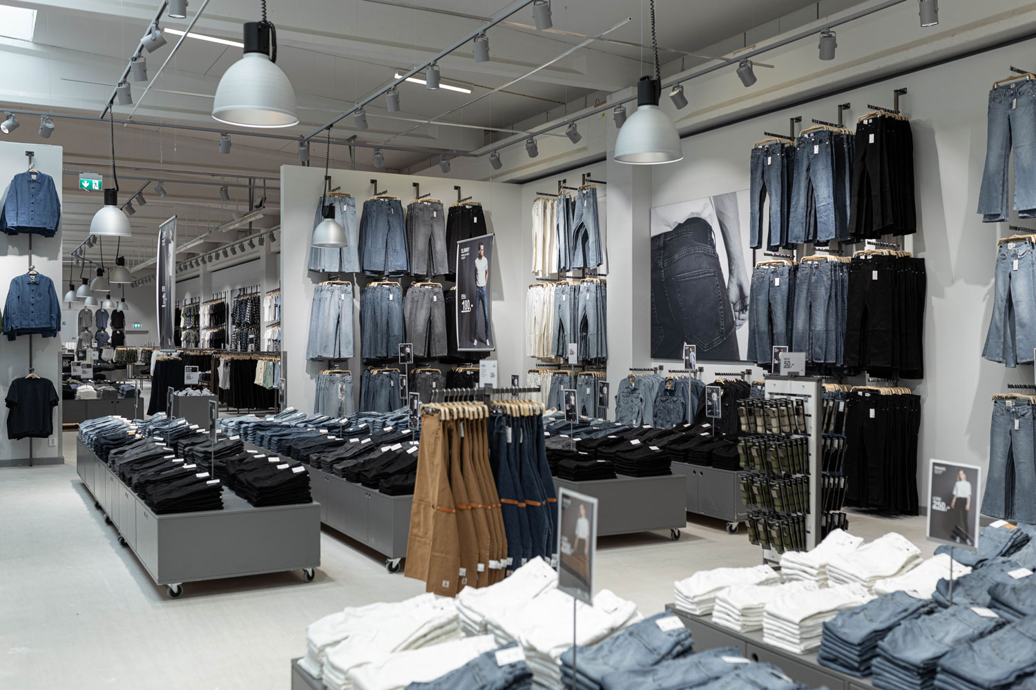 Butiker & Restauranger | Älmhults Handelsplats