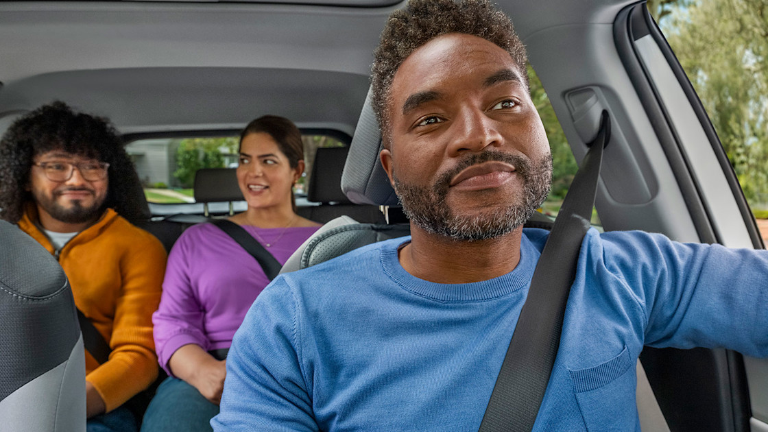 Drivers, Start Your Earnings: Lyft to Serve Winnipeg Starting this Fall