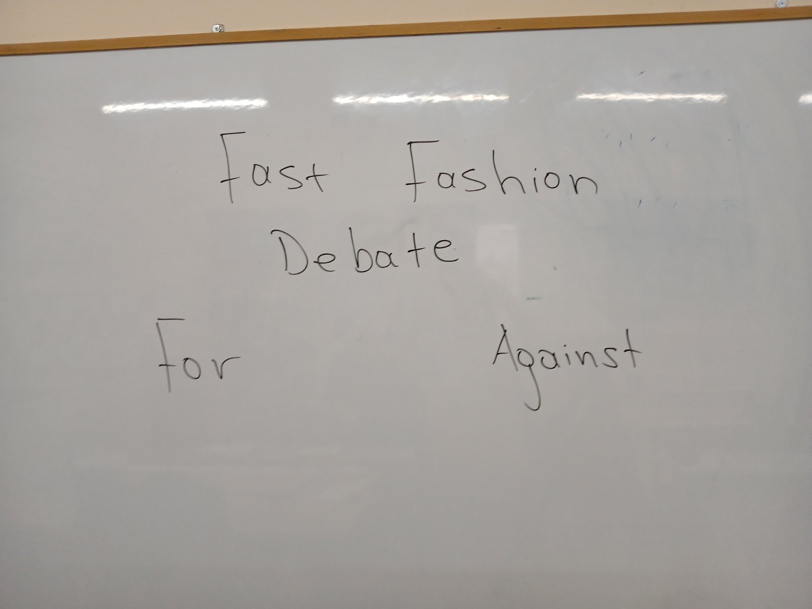 Fast Fashion (Γρήγορη Μόδα) | Εκπαιδευτήρια Μπουγά, Καλαμάτα