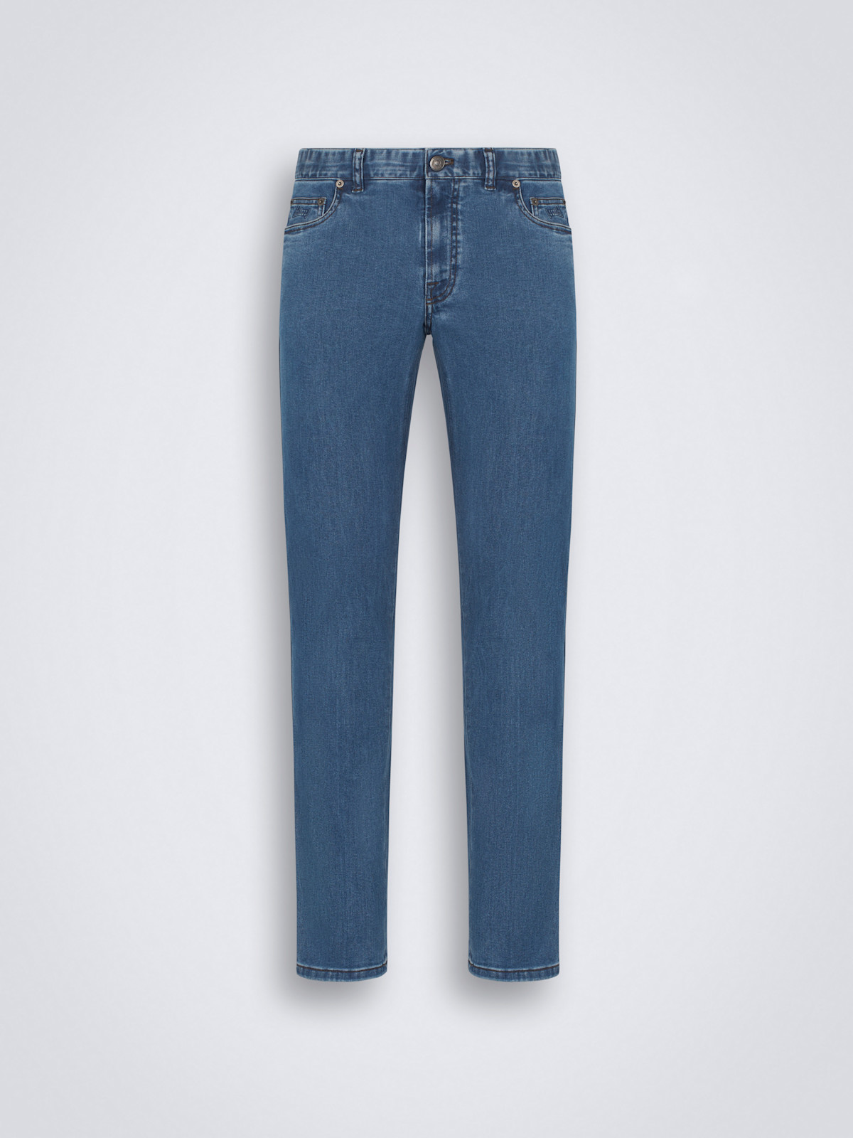 Essential light blue jeans