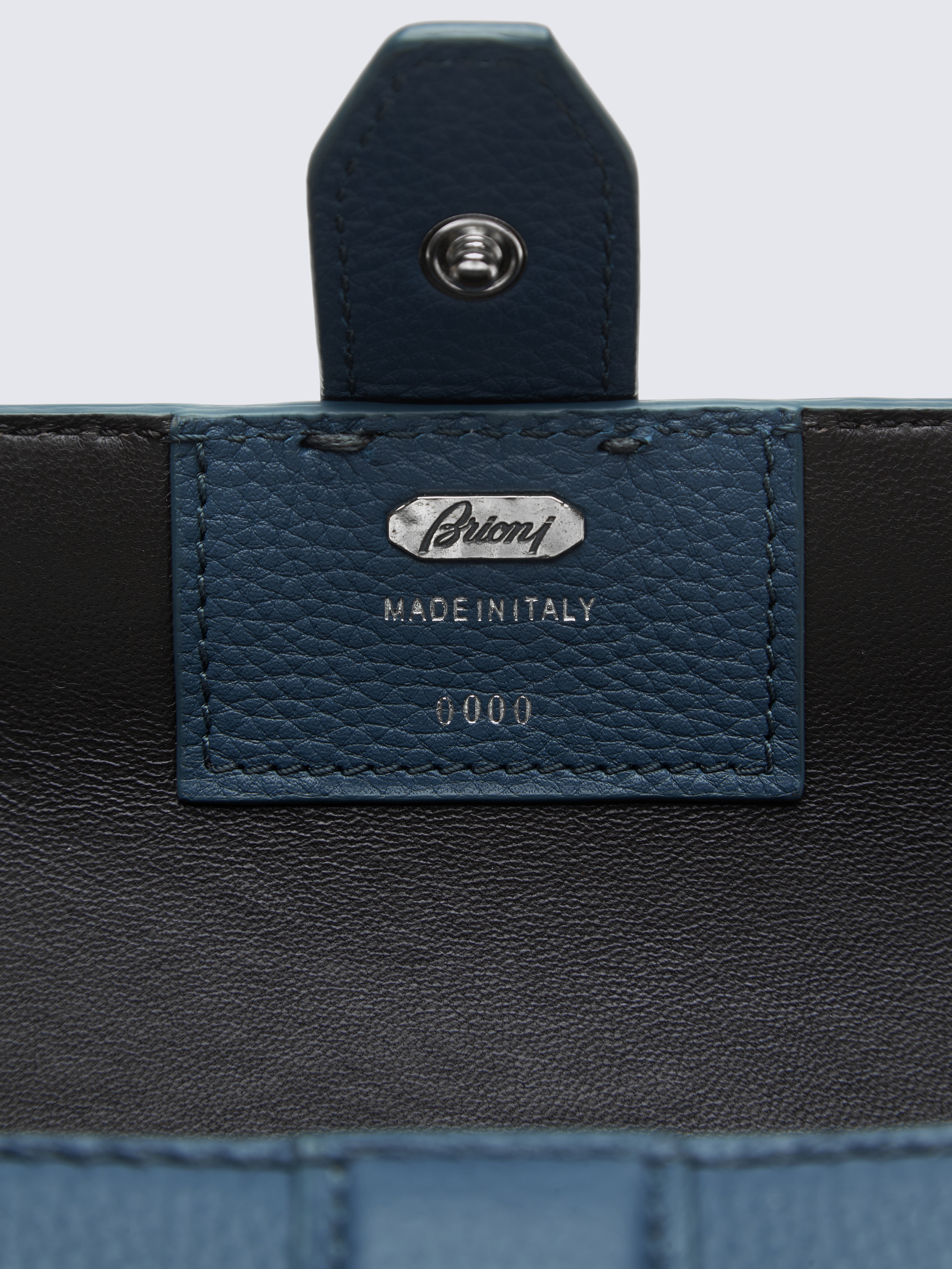 Sapphire blue grained leather watch case | Brioni® us Official Store