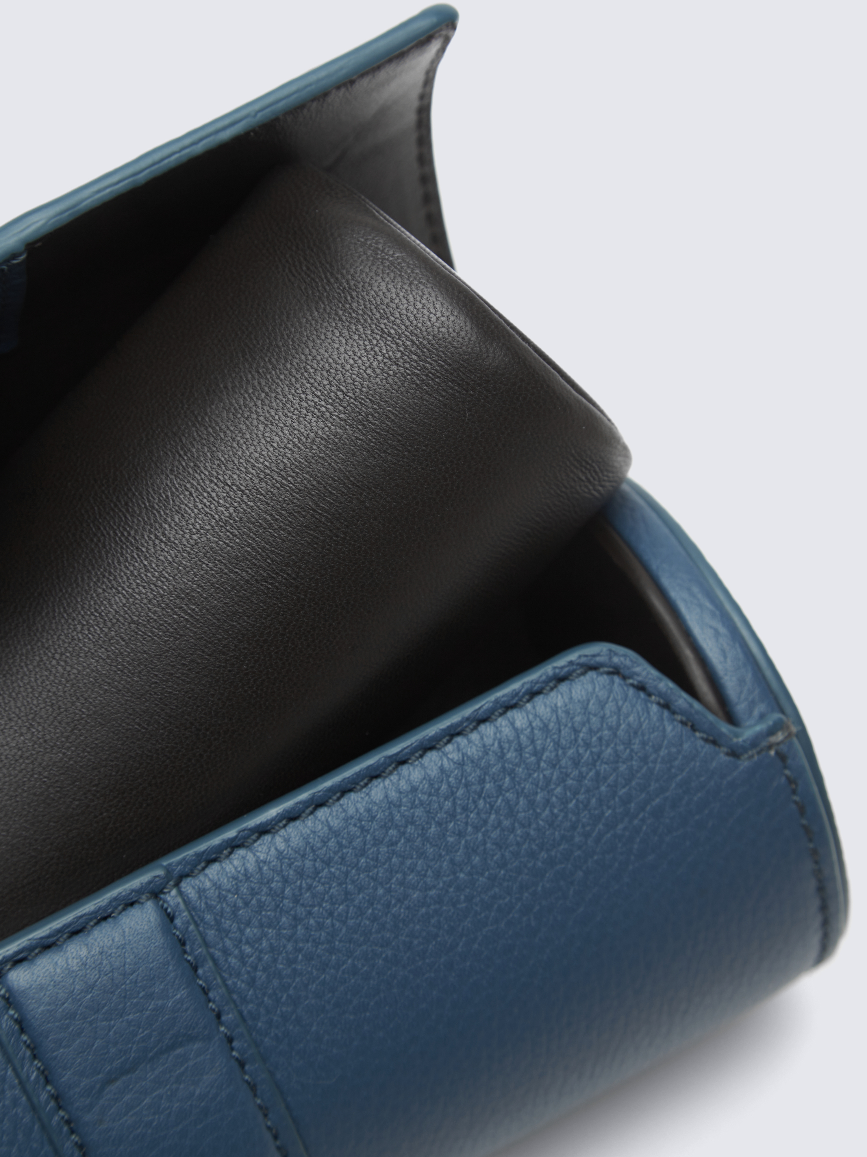 Sapphire blue grained leather watch case | Brioni® us Official Store