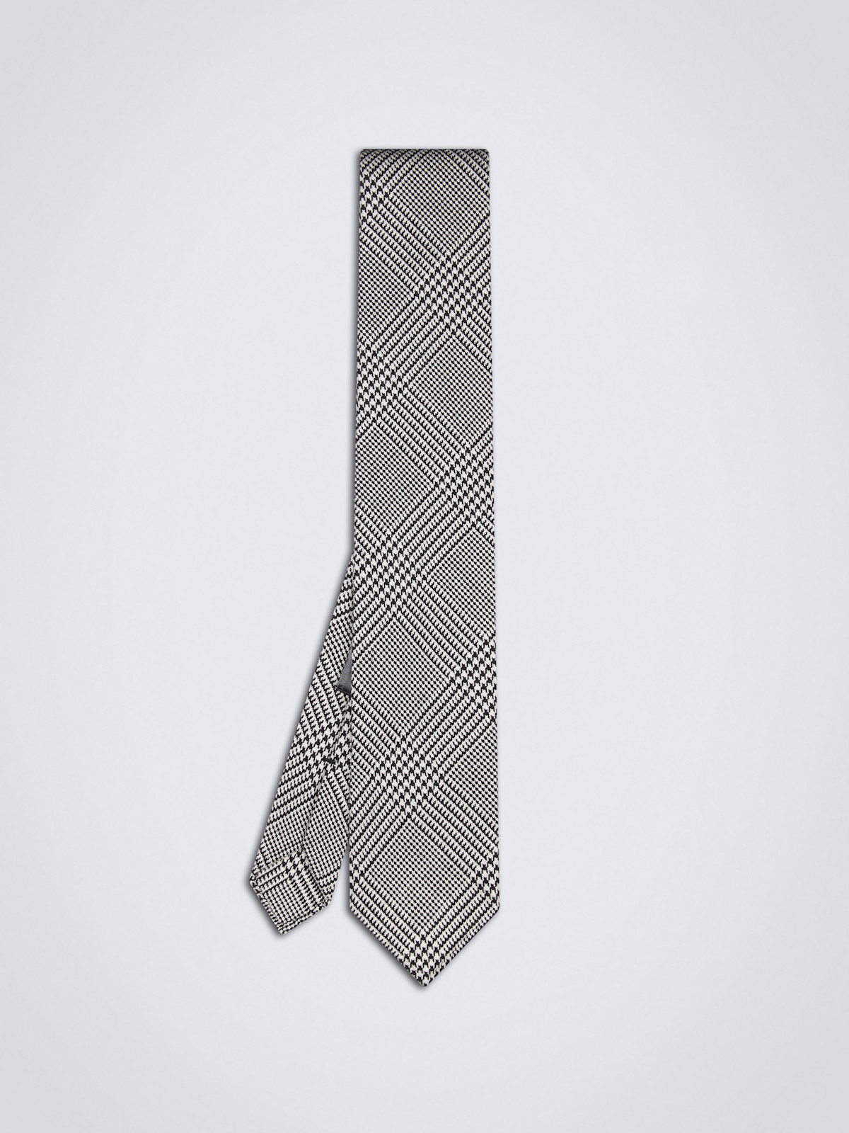 Ivory and midnight blue silk unlined tie