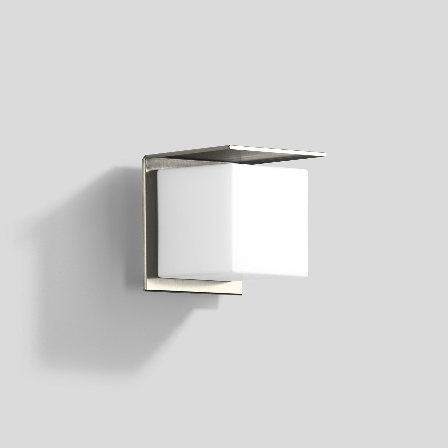 Wall luminaires with unshielded light · BEGA
