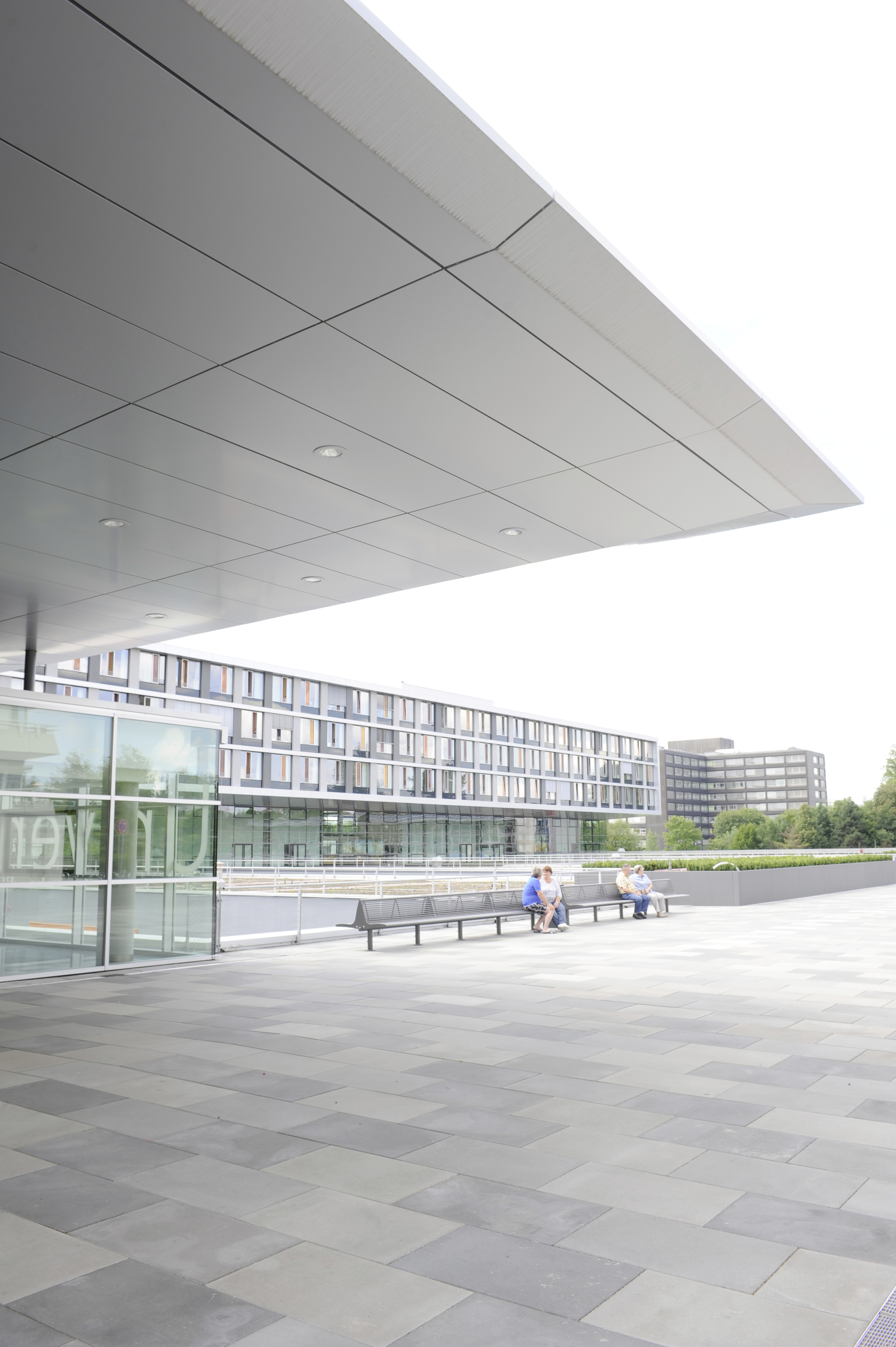Ulm University Hospital, Germany · BEGA