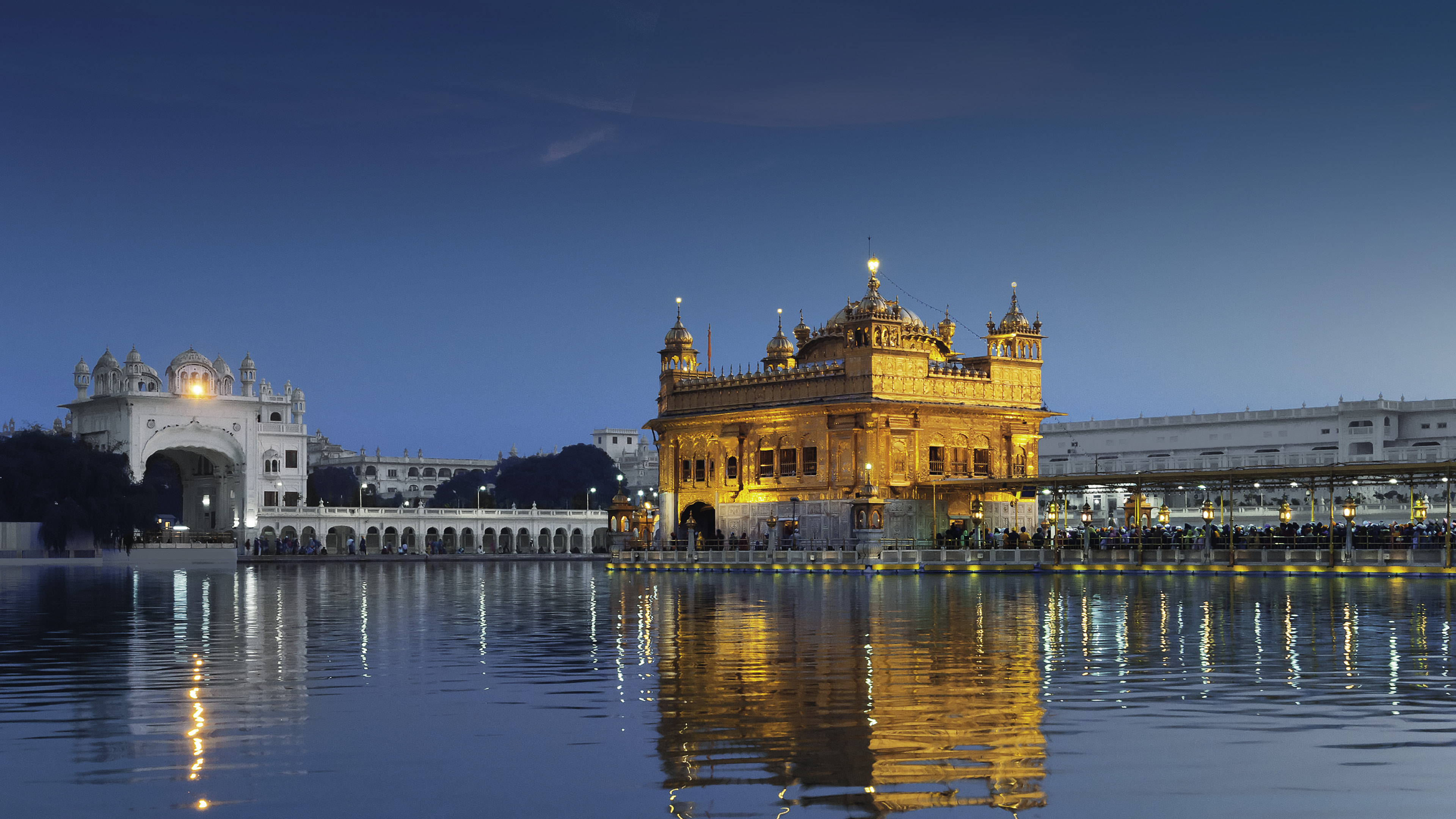 Harmandir Sahib Golden Temple, Amritsar · BEGA