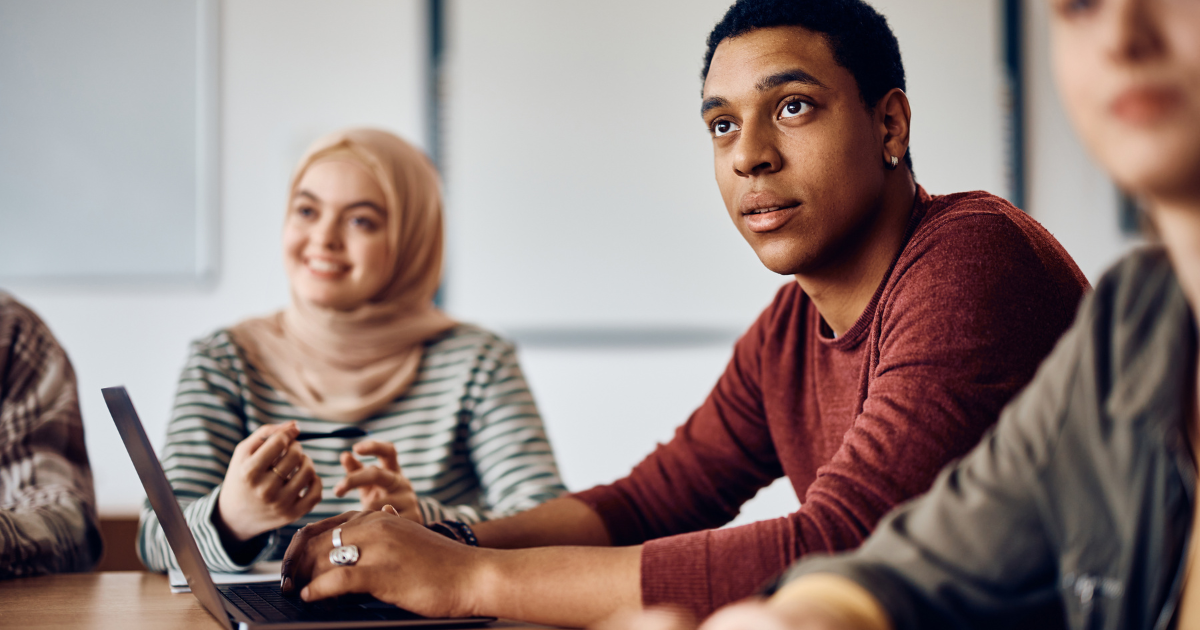 How Speech Therapy Can Help English Language Learners Communicate