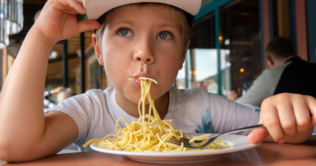 7 Ways to Get Your Child to Try New Foods