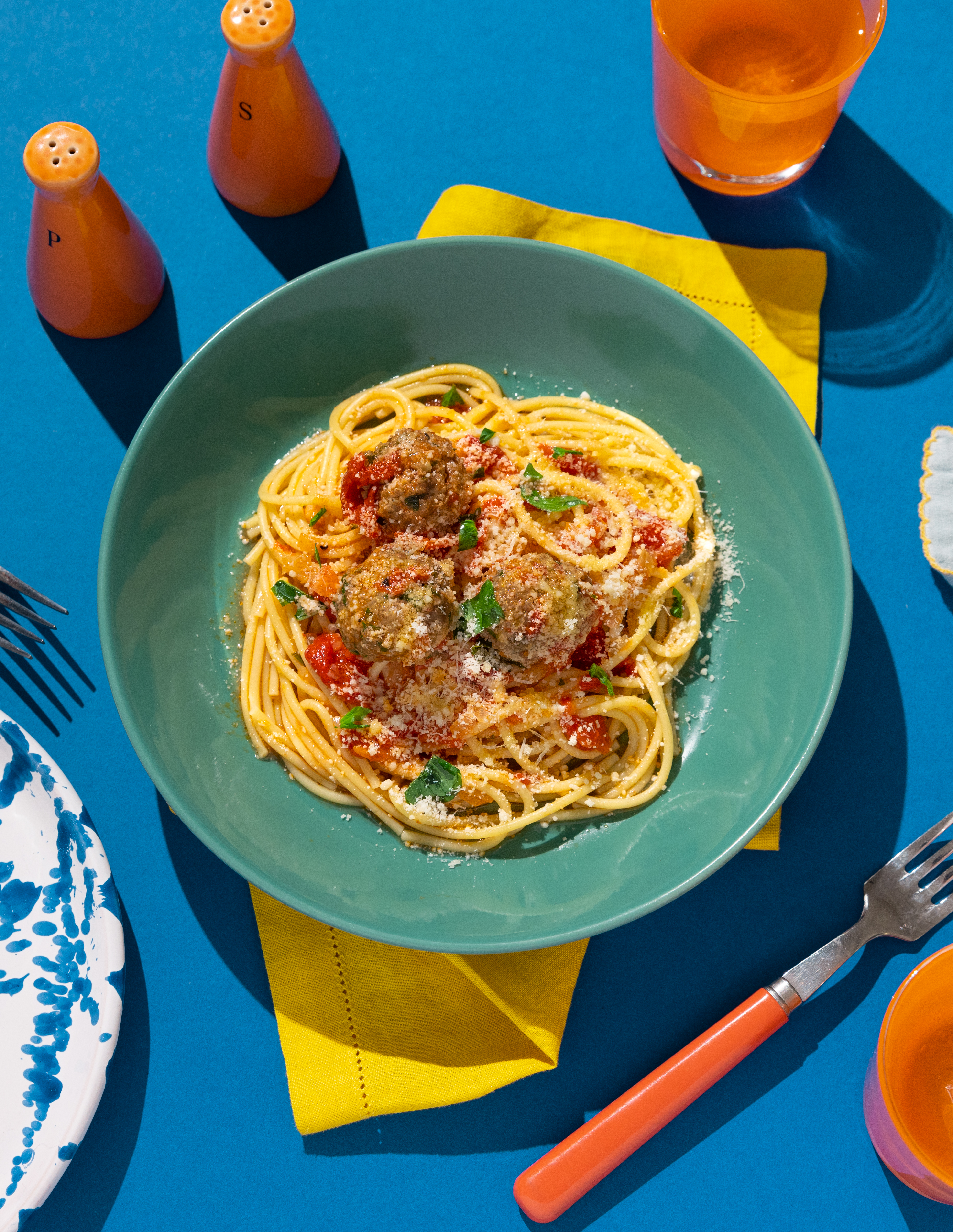 Deliziosa ricetta degli spaghetti con le polpette: Un classico piatto ...