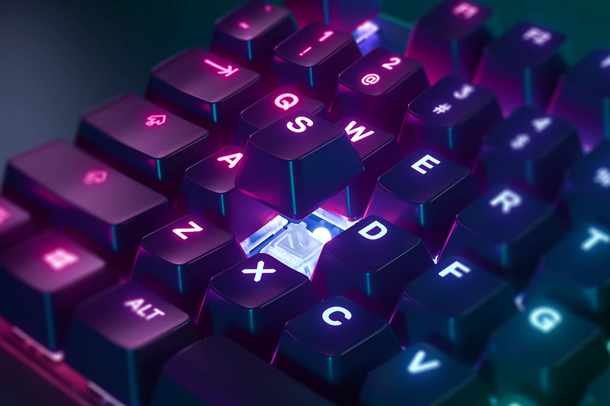 How to Clean Your Keycaps & Keyboard