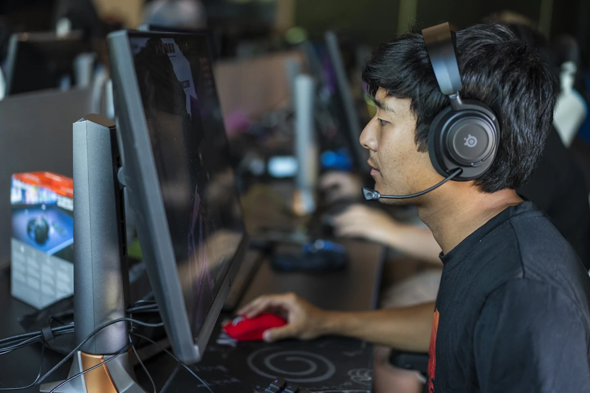 SteelSeries Gear Featured in St. Louis Esports Lounge