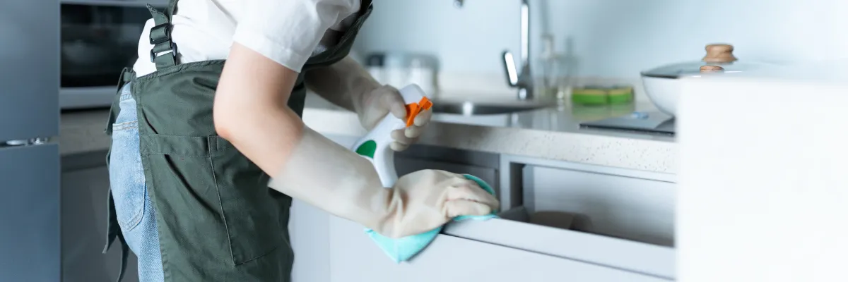 How to clean kitchen cabinets: best practices - Cleaning - Home and ...