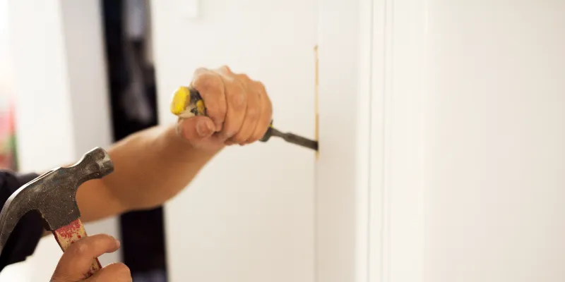 How to hang a door: a complete DIY guide - Carpenters - Building and ...