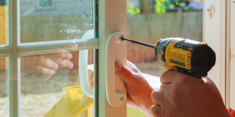 How to adjust a uPVC door: a step-by-step guide - Home repairs - Home ...