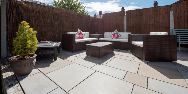 How to lay paving slabs: a step-by-step guide - Garden services - Home ...