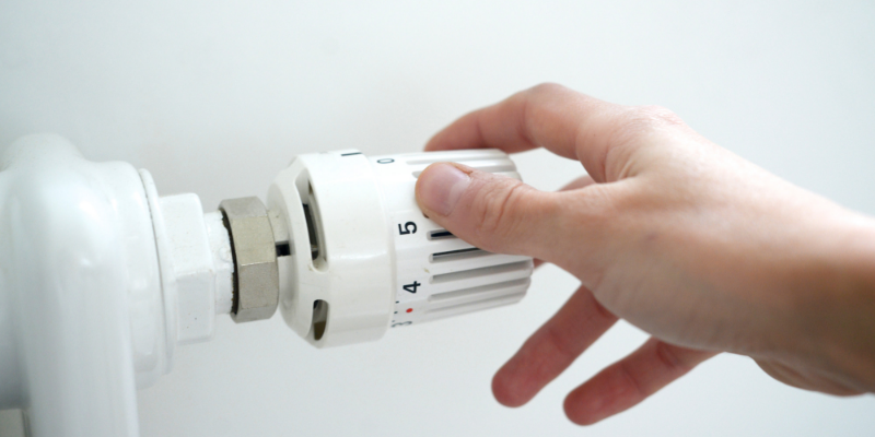 How to fit a thermostat on a radiator: a DIY guide - Boilers and central heating - Building and ...