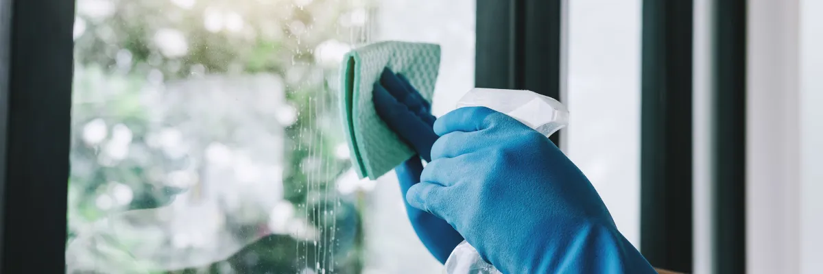 How to reseal windows: a DIY step-by-step guide - Home repairs - Home ...