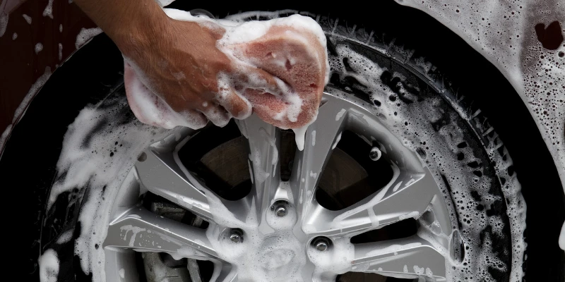 How to clean alloy wheels: step-by-step guide - Car valeting - Driving ...