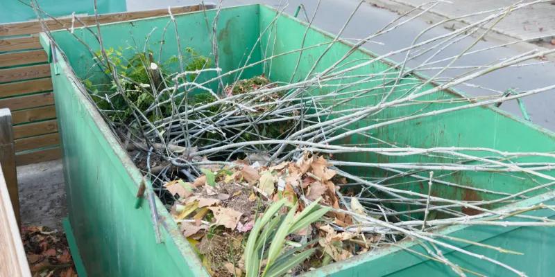 Garden waste removal: services and pricing explained - Garden services ...