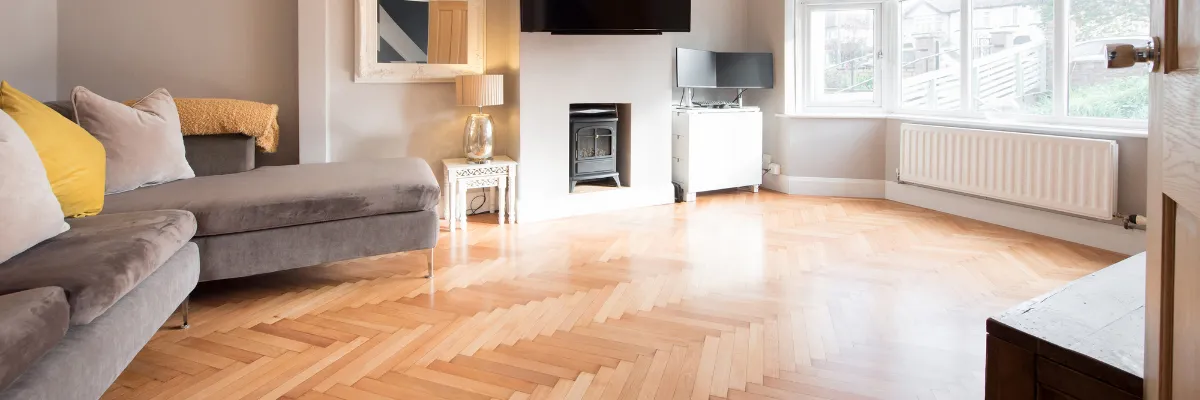How to insulate under floorboards without removing them - Builders ...