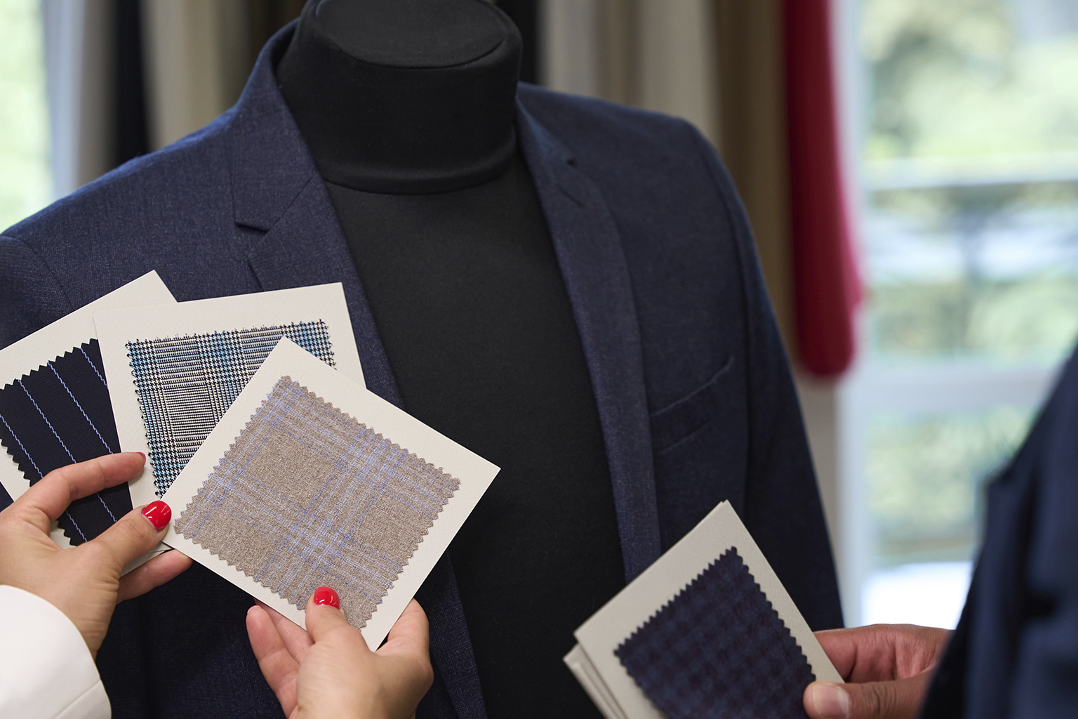 A Quick Guide to Luxurious Tuxedo Fabrics | Hive & Colony
