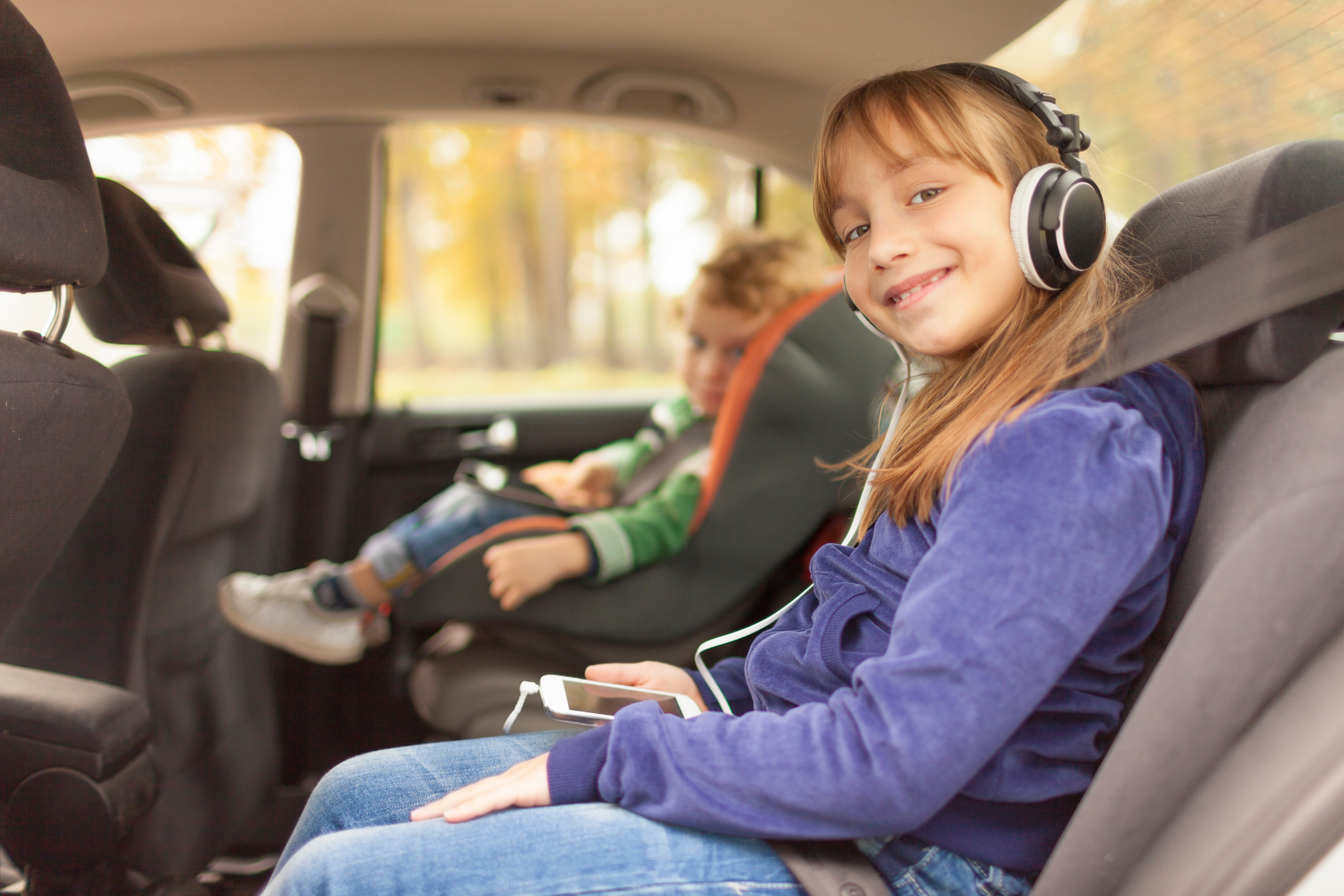 Stay Safe on the Road—6 Simple Ways to Protect Your Children - Weekly ...