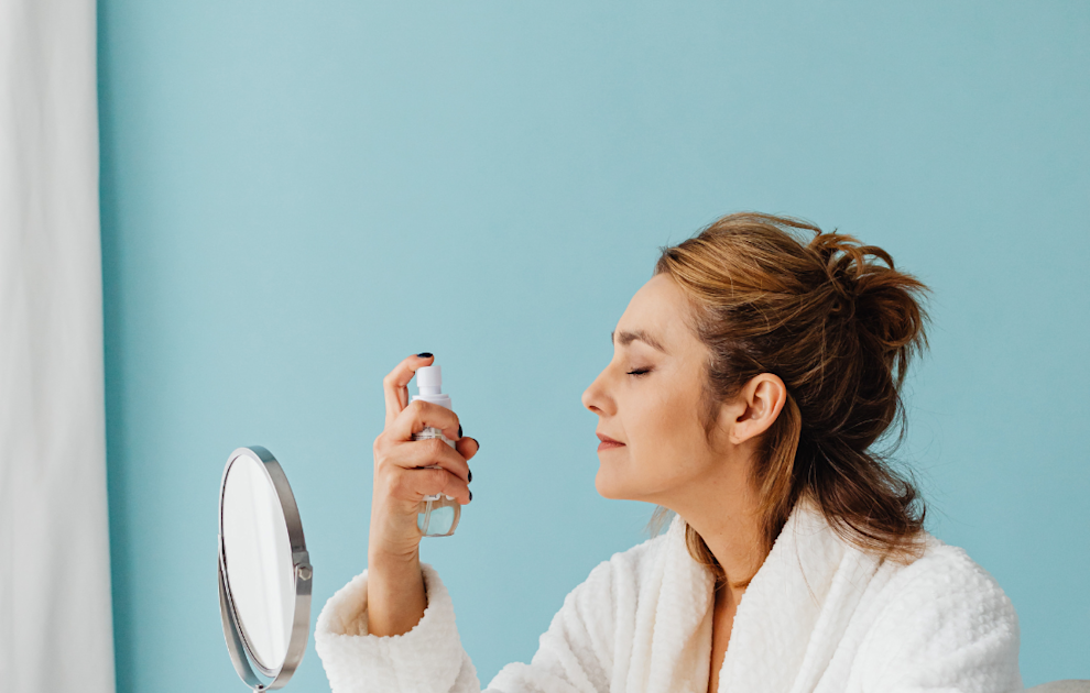 8 Face Mists That Do More Than Just Hydrate Your Skin - The Answer Space