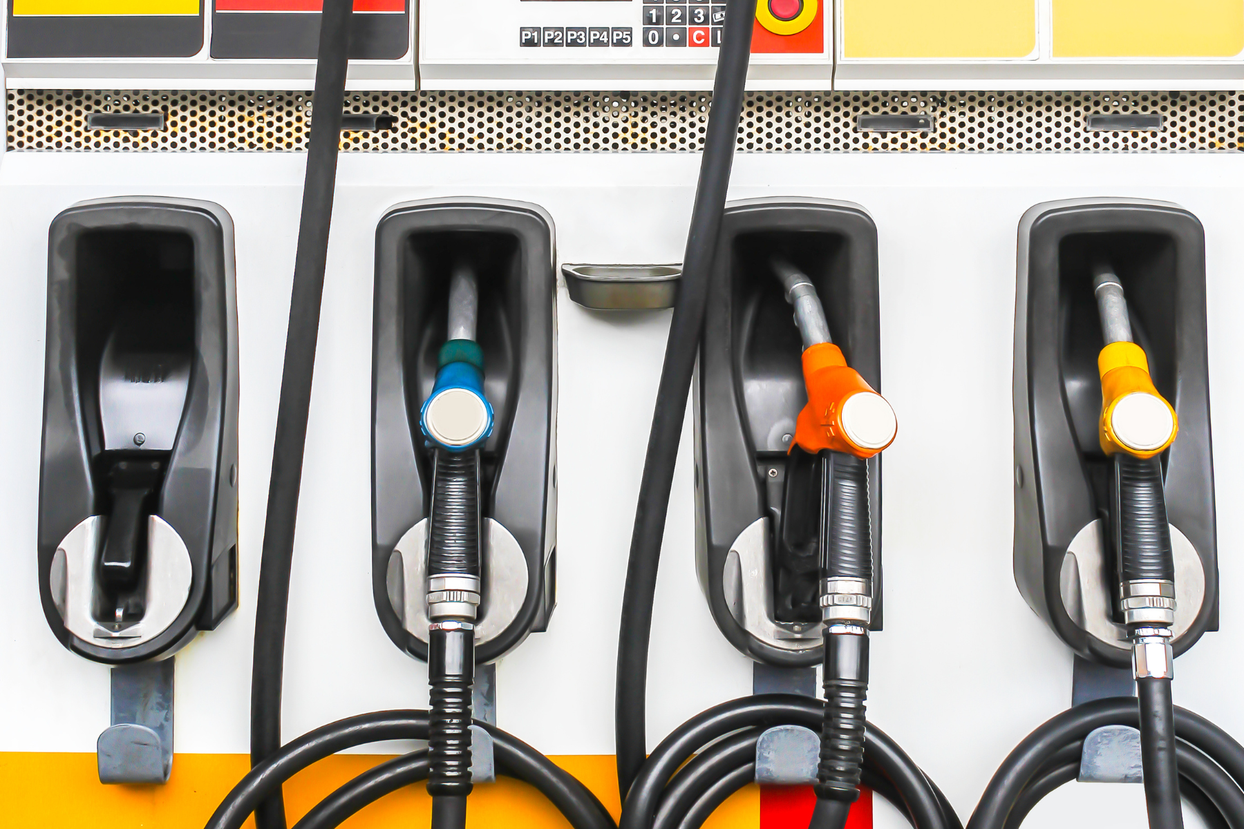 Save Big at the Pump With Easy Fuel Efficiency Tips - Deal Finder