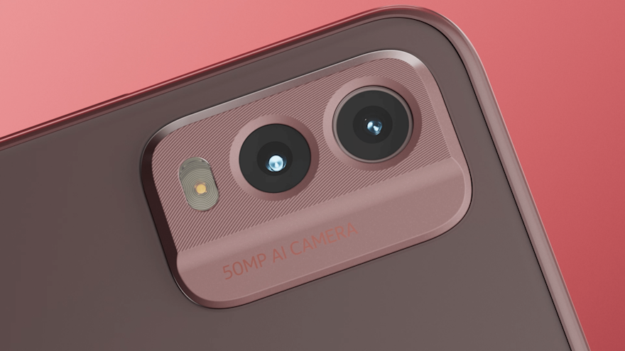 Nokia C32 with luxurious design and low-light capture