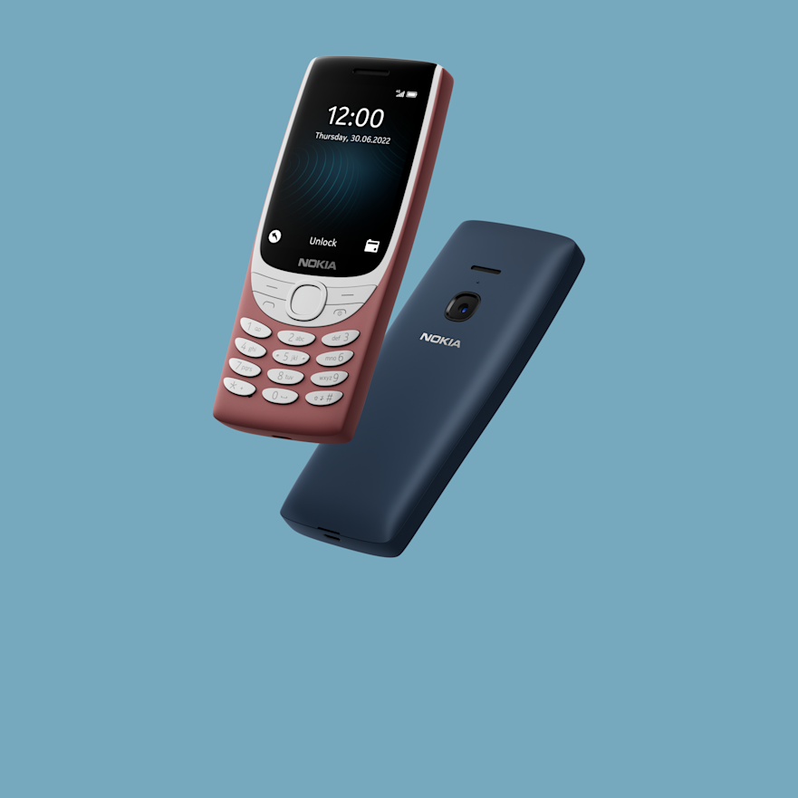 Nokia 8210 4G classic feature phone