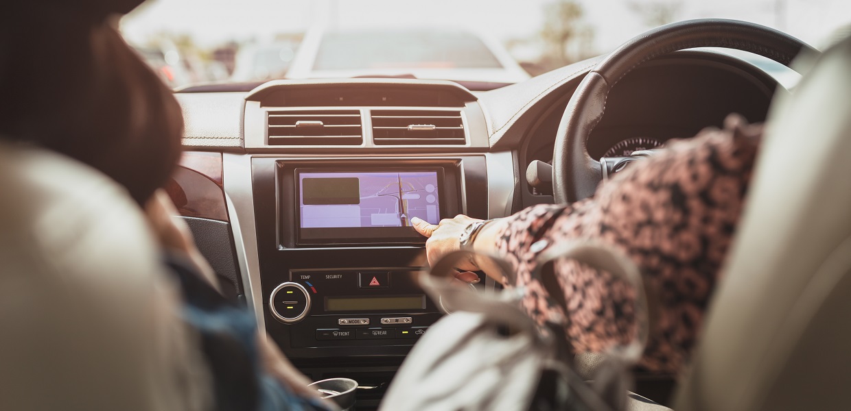 Unlocking the Potential of Commercial Satellite Navigation with SimXona ...